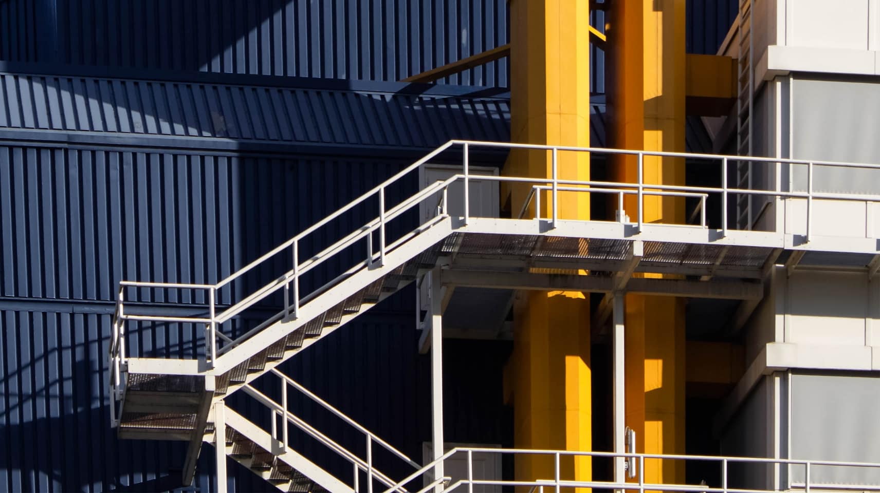 ESG factors in the manufacturing industry – Position Green